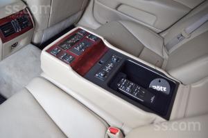 Grey Lexus LS 2009 in Riga, with an engine capacity of 5.00 L and mileage of 301 thousand km for 12000 €, photo 16 on AUTOMOTO.COM.LV