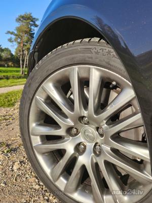 Pelēks Lexus LS 2009 Rīga, ar dzinēja tilpumu 5.00 L un nobraukumu 299 tūkst. km par 13000 €, foto 17 vietnē AUTOMOTO.COM.LV