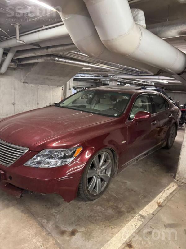 Sarkans Lexus LS 2007 Rīga, ar dzinēja tilpumu 4.60 L un nobraukumu 215 tūkst. km par 3500 €, foto 1 vietnē AUTOMOTO.COM.LV