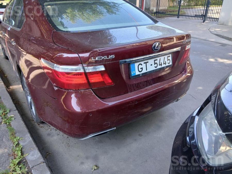 Sarkans Lexus LS 2007 Rīga, ar dzinēja tilpumu 5.00 L un nobraukumu 209 tūkst. km par 5500 €, foto 4 vietnē AUTOMOTO.COM.LV