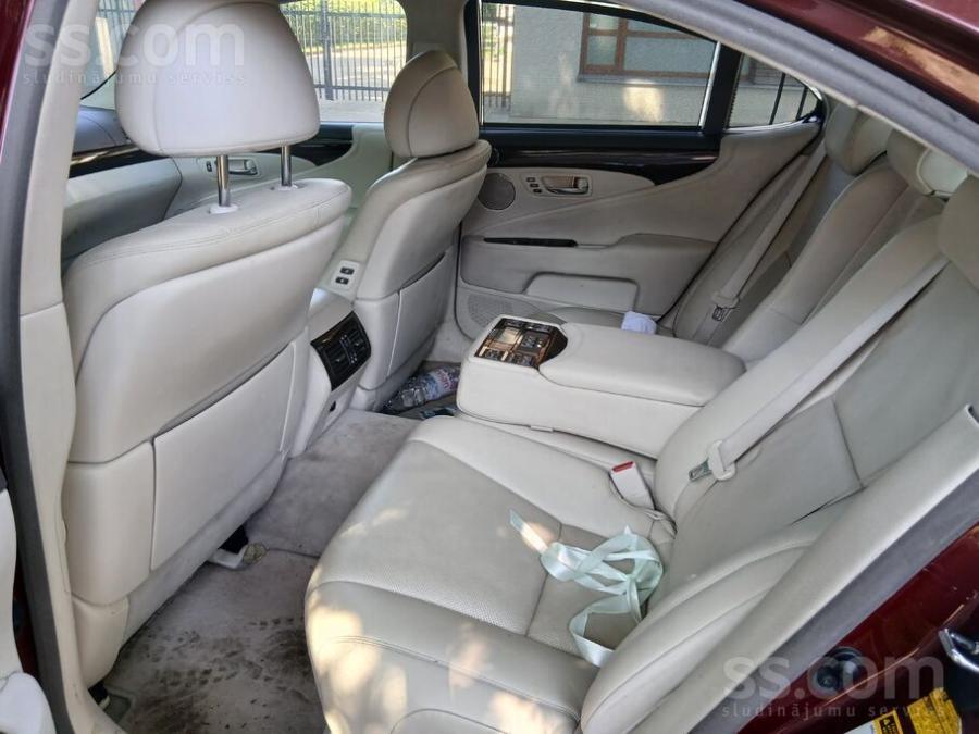 Sarkans Lexus LS 2007 Rīga, ar dzinēja tilpumu 5.00 L un nobraukumu 209 tūkst. km par 5500 €, foto 9 vietnē AUTOMOTO.COM.LV