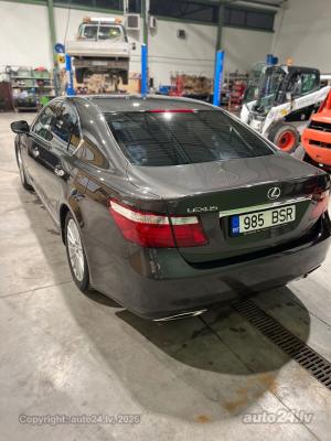 Lexus LS 2007 Tallina, ar dzinēja tilpumu 4.60 L un nobraukumu 239 tūkst. km par 8500 €, foto 5 vietnē AUTOMOTO.COM.LV