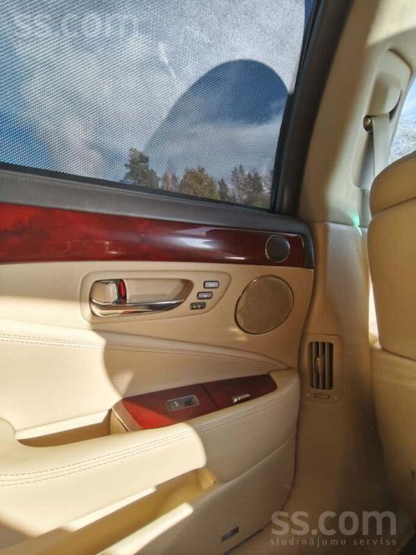 Lexus LS 2009 Rīga, ar dzinēja tilpumu 5.00 L un nobraukumu 298 tūkst. km par 17500 €, foto 11 vietnē AUTOMOTO.COM.LV