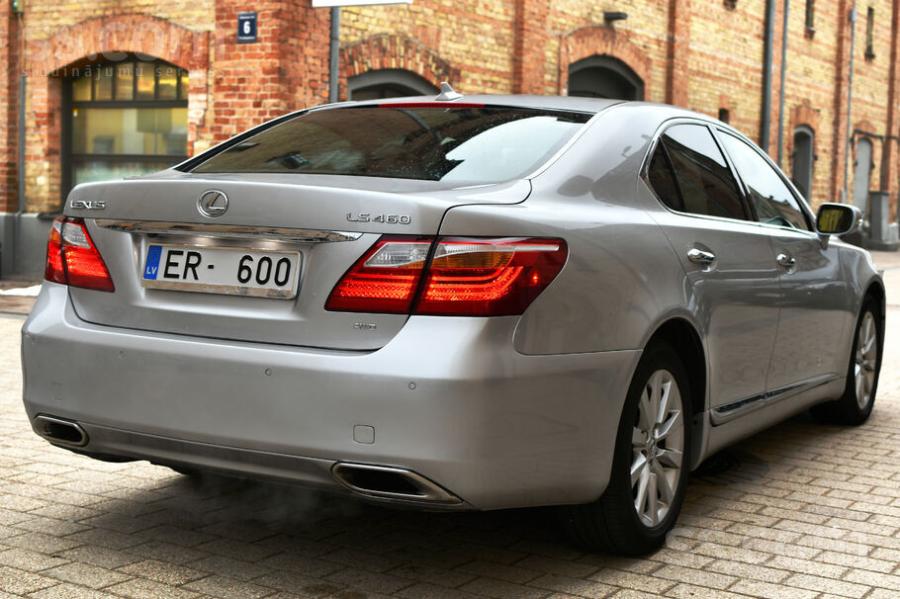Lexus LS 2012 Rīga, ar dzinēja tilpumu 4.60 L un nobraukumu 145 tūkst. km par 12700 €, foto 5 vietnē AUTOMOTO.COM.LV