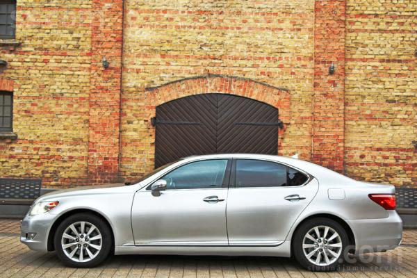 Lexus LS 2012 Rīga, ar dzinēja tilpumu 4.60 L un nobraukumu 145 tūkst. km par 12700 €, foto 6 vietnē AUTOMOTO.COM.LV