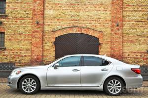 Lexus LS 2012 Rīga, ar dzinēja tilpumu 4.60 L un nobraukumu 145 tūkst. km par 12700 €, foto 7 vietnē AUTOMOTO.COM.LV