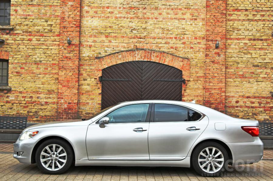 Lexus LS 2012 Rīga, ar dzinēja tilpumu 4.60 L un nobraukumu 145 tūkst. km par 12700 €, foto 7 vietnē AUTOMOTO.COM.LV
