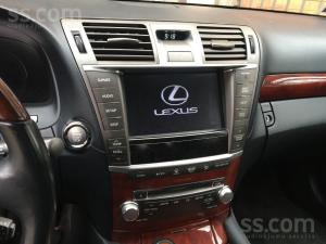 Lexus LS 2012 Rīga, ar dzinēja tilpumu 4.60 L un nobraukumu 145 tūkst. km par 12700 €, foto 20 vietnē AUTOMOTO.COM.LV