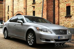 Lexus LS 2012 in Riga, with an engine capacity of 4.60 L and mileage of 145 thousand km for 12700 €, photo 8 on AUTOMOTO.COM.LV