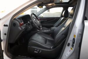 White Lexus LS 2008 in Jelgava, with an engine capacity of 5.00 L and mileage of 340 thousand km for 7200 €, photo 16 on AUTOMOTO.COM.LV