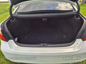 Balts Lexus LS 2009 Tallina, ar dzinēja tilpumu 4.60 L un nobraukumu 194 tūkst. km par 8000 €, foto 16 vietnē AUTOMOTO.COM.LV