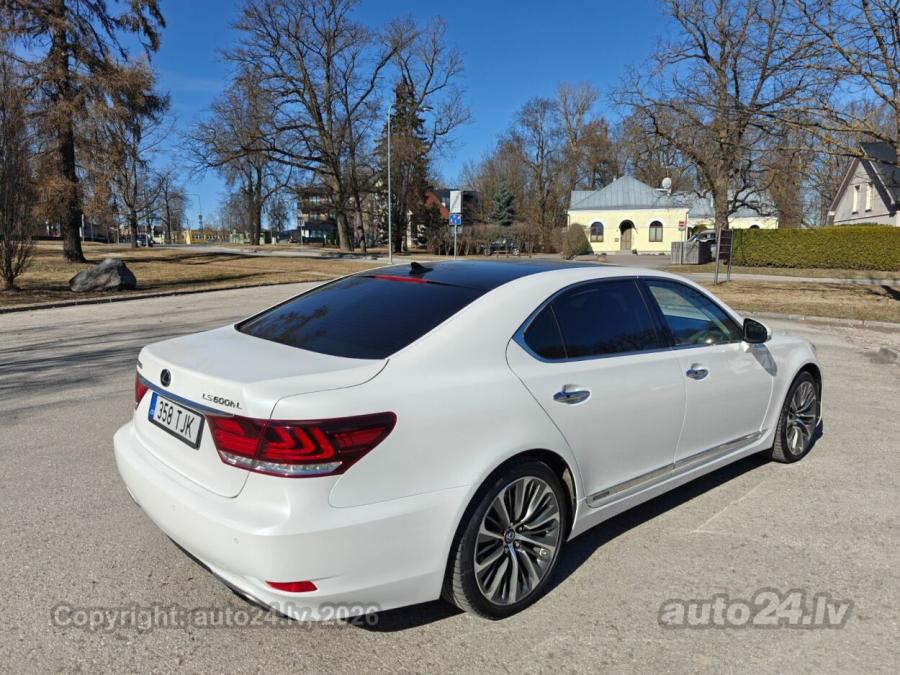 White Lexus LS 2013 in Tallinn, with an engine capacity of 5.00 L and mileage of 176 thousand km for 31800 €, photo 5 on AUTOMOTO.COM.LV