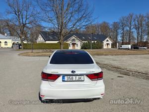 White Lexus LS 2013 in Tallinn, with an engine capacity of 5.00 L and mileage of 176 thousand km for 31800 €, photo 6 on AUTOMOTO.COM.LV