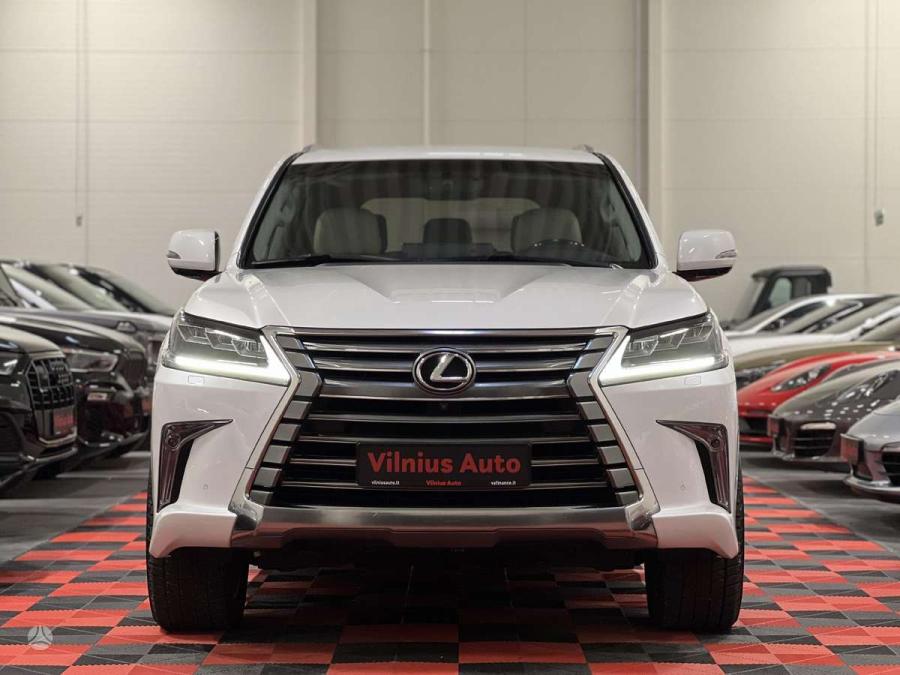 Balts Lexus LX 450 2015 Viļņa, ar dzinēja tilpumu 4.46 L un nobraukumu 224 tūkst. km par 57999 €, foto 2 vietnē AUTOMOTO.COM.LV