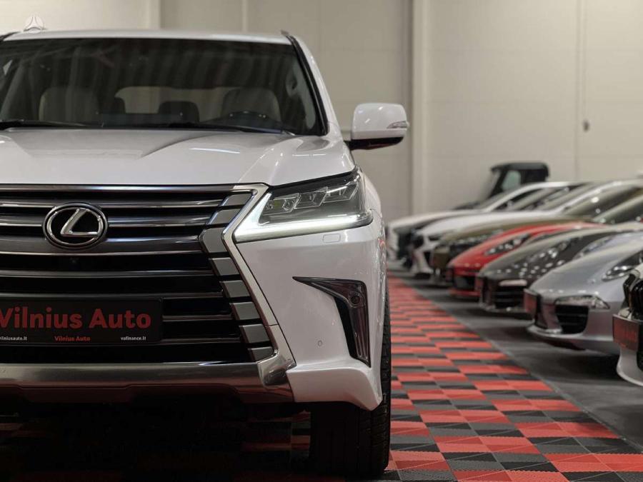 Balts Lexus LX 450 2015 Viļņa, ar dzinēja tilpumu 4.46 L un nobraukumu 224 tūkst. km par 57999 €, foto 7 vietnē AUTOMOTO.COM.LV