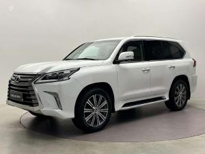White Lexus LX 450 2016 in Panevezys, with an engine capacity of 4.46 L and mileage of 223 thousand km for 64990 €, photo  on AUTOMOTO.COM.LV