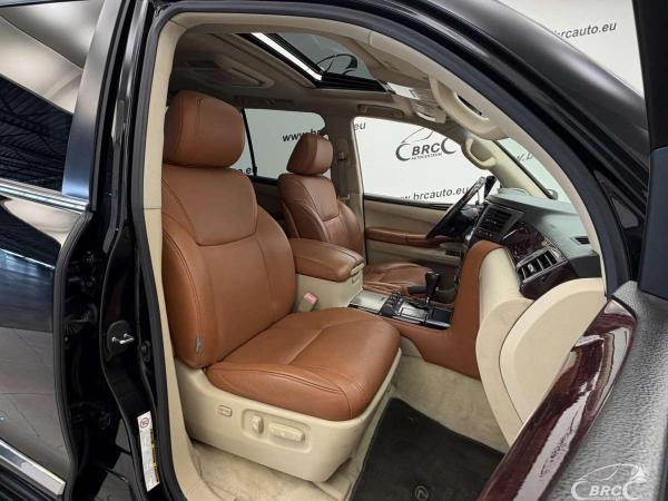 Черный Лексус LX 570 2008 в Вильнюс, объемом двигателя 5.66 л и пробегом 282 тыс. км за 28500 €, фото 8 на AUTOMOTO.COM.LV