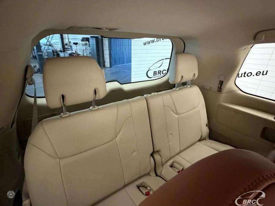 Черный Лексус LX 570 2008 в Вильнюс, объемом двигателя 5.66 л и пробегом 282 тыс. км за 28500 €, фото 17 на AUTOMOTO.COM.LV
