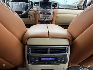 Черный Лексус LX 570 2008 в Вильнюс, объемом двигателя 5.66 л и пробегом 282 тыс. км за 28500 €, фото 18 на AUTOMOTO.COM.LV