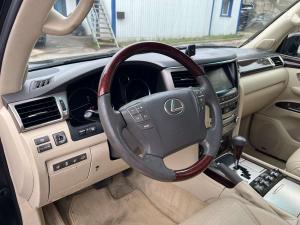 Черный Лексус LX 570 2012 в Каунас, объемом двигателя 5.66 л и пробегом 200 тыс. км за 16900 €, фото 22 на AUTOMOTO.COM.LV