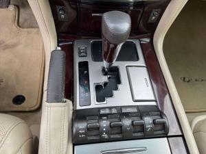 Черный Лексус LX 570 2012 в Каунас, объемом двигателя 5.66 л и пробегом 200 тыс. км за 16900 €, фото 26 на AUTOMOTO.COM.LV