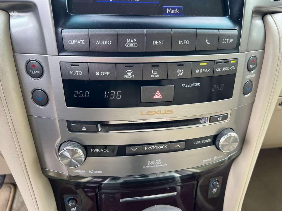 Черный Лексус LX 570 2012 в Каунас, объемом двигателя 5.66 л и пробегом 200 тыс. км за 16900 €, фото 28 на AUTOMOTO.COM.LV