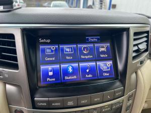 Черный Лексус LX 570 2012 в Каунас, объемом двигателя 5.66 л и пробегом 200 тыс. км за 16900 €, фото 31 на AUTOMOTO.COM.LV