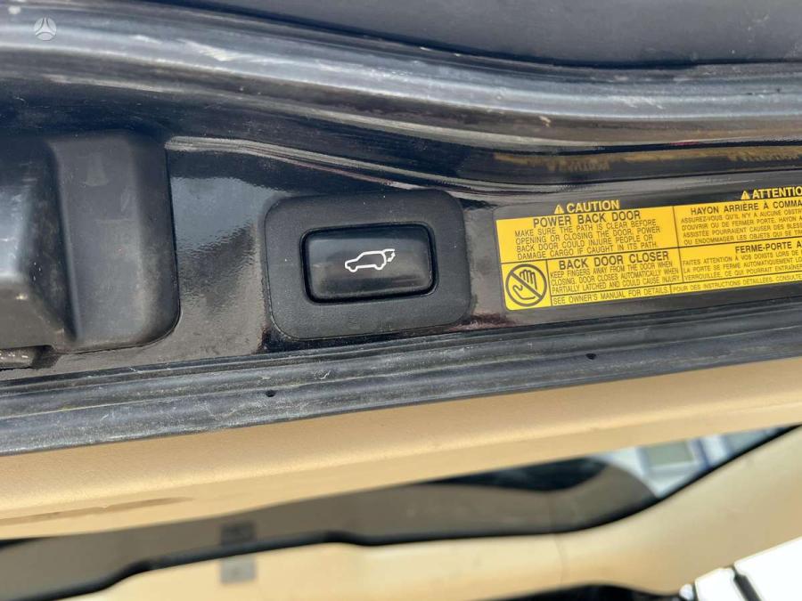 Черный Лексус LX 570 2012 в Каунас, объемом двигателя 5.66 л и пробегом 200 тыс. км за 16900 €, фото 36 на AUTOMOTO.COM.LV