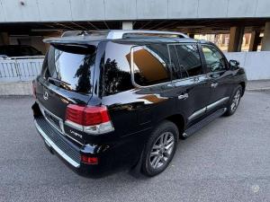 Black Lexus LX 570 2014 in Tallinn, with an engine capacity of 0.00 L and mileage of 172 thousand km for 41900 €, photo 4 on AUTOMOTO.COM.LV
