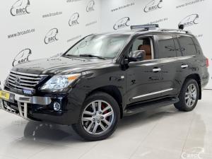 Lexus LX 570 2008 Viļņa, ar dzinēja tilpumu 5.66 L un nobraukumu 175 tūkst. km par 28500 €, foto  vietnē AUTOMOTO.COM.LV