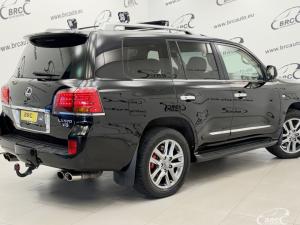 Лексус LX 570 2008 в Вильнюс, объемом двигателя 5.66 л и пробегом 175 тыс. км за 28500 €, фото 3 на AUTOMOTO.COM.LV