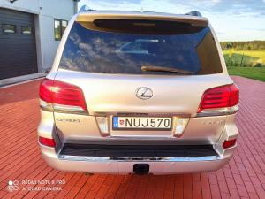 Серый Лексус LX 570 2010 в Вильнюс, объемом двигателя 5.70 л и пробегом 201 тыс. км за 31500 €, фото 12 на AUTOMOTO.COM.LV