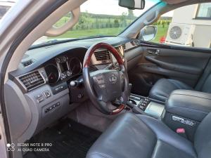 Серый Лексус LX 570 2010 в Вильнюс, объемом двигателя 5.70 л и пробегом 201 тыс. км за 31500 €, фото 29 на AUTOMOTO.COM.LV