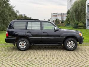 Black Lexus LX 1999 in Riga, with an engine capacity of 4.70 L and mileage of 134 thousand km for 4890 €, photo 7 on AUTOMOTO.COM.LV