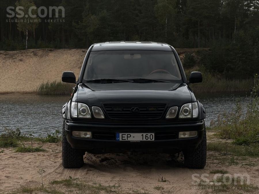 Melns Lexus LX 2000 Rīga, ar dzinēja tilpumu 4.70 L un nobraukumu 242 tūkst. km par 25495 €, foto 1 vietnē AUTOMOTO.COM.LV