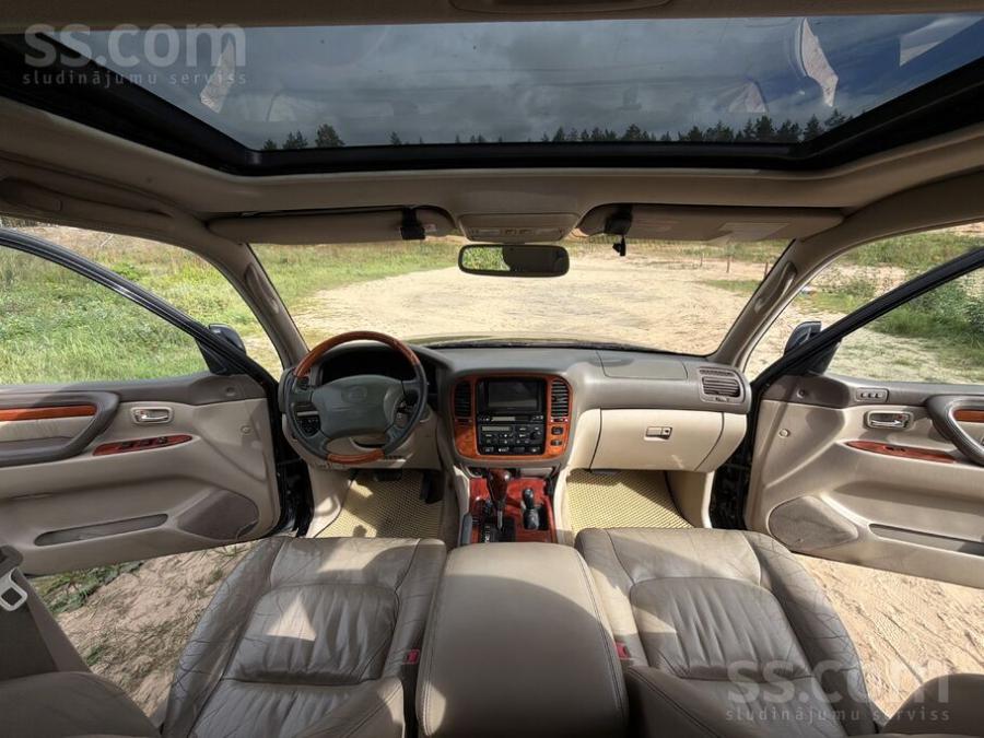 Melns Lexus LX 2000 Rīga, ar dzinēja tilpumu 4.70 L un nobraukumu 242 tūkst. km par 25495 €, foto 11 vietnē AUTOMOTO.COM.LV