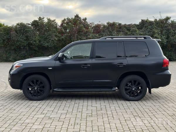 Melns Lexus LX 2011 Rīga, ar dzinēja tilpumu 5.70 L un nobraukumu 76 tūkst. km par 33000 €, foto 8 vietnē AUTOMOTO.COM.LV