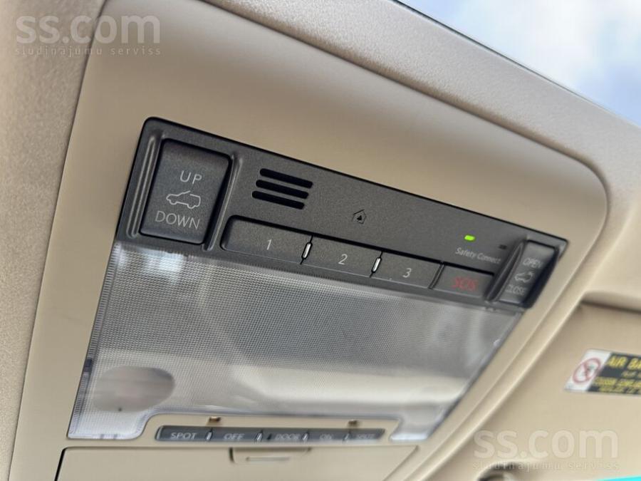 Black Lexus LX 2011 in Riga, with an engine capacity of 5.70 L and mileage of 76 thousand km for 33000 €, photo 24 on AUTOMOTO.COM.LV