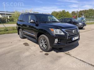 Black Lexus LX 2013 in Riga, with an engine capacity of 5.70 L and mileage of 0 thousand km for 30500 €, photo 9 on AUTOMOTO.COM.LV