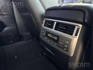 Black Lexus LX 2013 in Riga, with an engine capacity of 5.70 L and mileage of 0 thousand km for 30500 €, photo 18 on AUTOMOTO.COM.LV