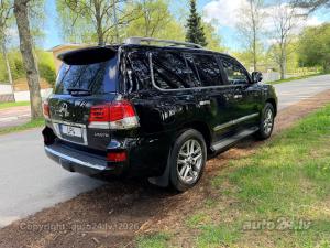 Черный Лексус ЛХ 2014 в Таллин, объемом двигателя 5.70 л и пробегом 165 тыс. км за 48000 €, фото 6 на AUTOMOTO.COM.LV