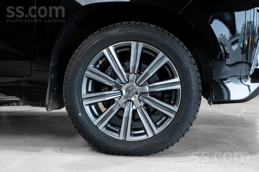 Melns Lexus LX 2017 Rīga, ar dzinēja tilpumu 5.70 L un nobraukumu 83 tūkst. km par 74500 €, foto 8 vietnē AUTOMOTO.COM.LV