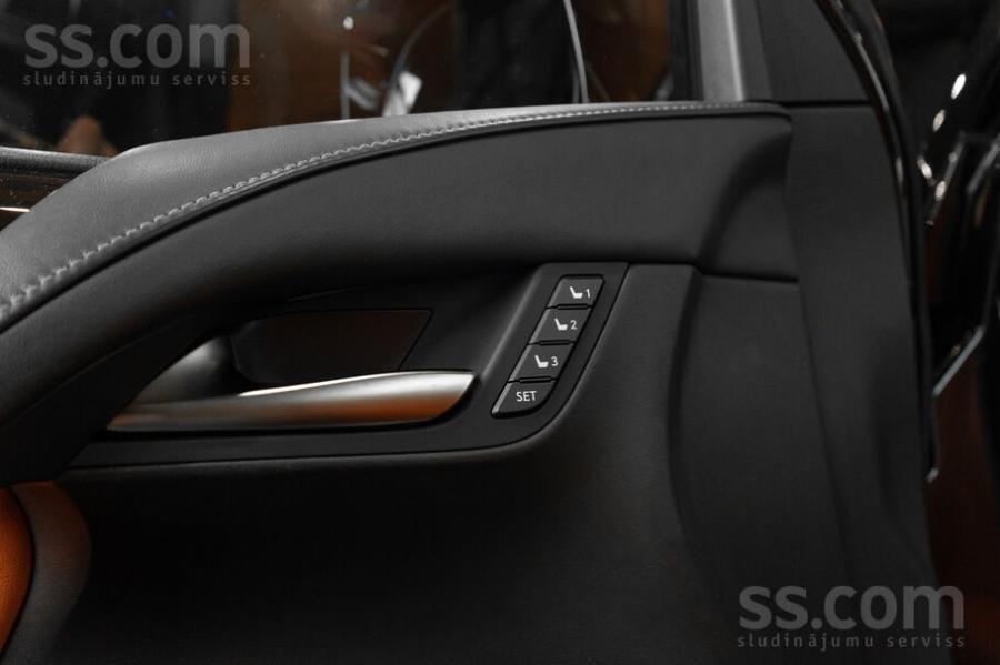 Melns Lexus LX 2017 Rīga, ar dzinēja tilpumu 5.70 L un nobraukumu 83 tūkst. km par 74500 €, foto 17 vietnē AUTOMOTO.COM.LV