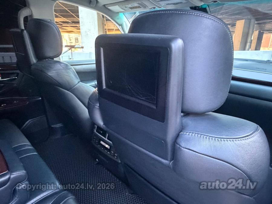 Черный Лексус ЛХ 2014 в Таллин, объемом двигателя 5.70 л и пробегом 172 тыс. км за 41900 €, фото 18 на AUTOMOTO.COM.LV