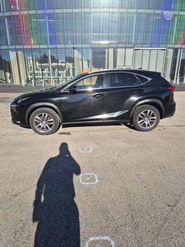 Melns Lexus NX 200t 2016 Šauļi, ar dzinēja tilpumu 2.00 L un nobraukumu 149 tūkst. km par 18800 €, foto 6 vietnē AUTOMOTO.COM.LV