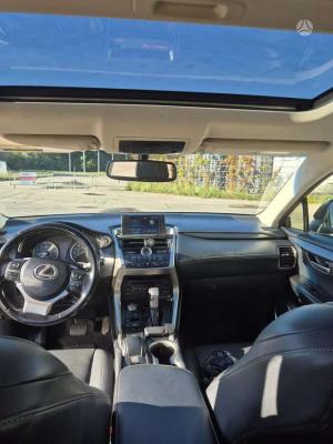 Black Lexus NX 200t 2016 in Siauliai, with an engine capacity of 2.00 L and mileage of 149 thousand km for 18800 €, photo 10 on AUTOMOTO.COM.LV