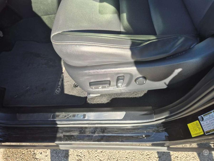 Black Lexus NX 200t 2016 in Siauliai, with an engine capacity of 2.00 L and mileage of 149 thousand km for 18800 €, photo 31 on AUTOMOTO.COM.LV