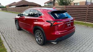 Красный Лексус NX 200t 2016 в Клайпеда, объемом двигателя 2.00 л и пробегом 43 тыс. км за 9900 €, фото 5 на AUTOMOTO.COM.LV
