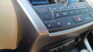 Красный Лексус NX 200t 2016 в Клайпеда, объемом двигателя 2.00 л и пробегом 43 тыс. км за 9900 €, фото 32 на AUTOMOTO.COM.LV