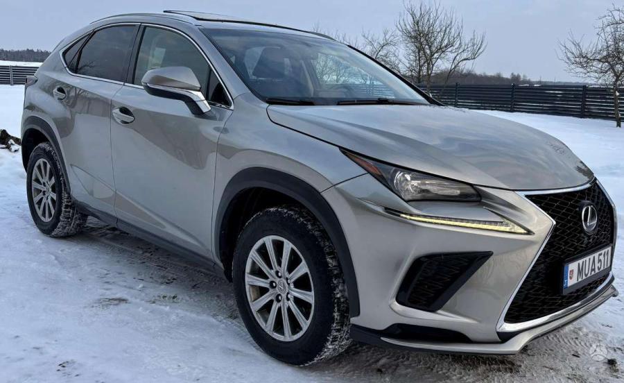 Yellow Lexus NX 200t 2015 in Trakai, with an engine capacity of 2.00 L and mileage of 154 thousand km for 17500 €, photo 7 on AUTOMOTO.COM.LV